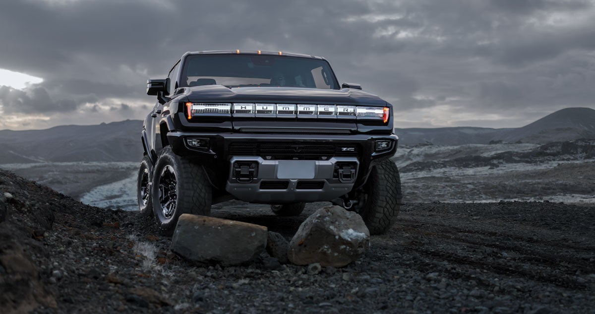 HUMMER EV vs Cybertruck